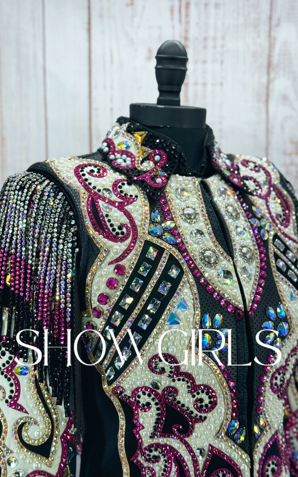 LINDSEY JAMES – Showgirls Apparel