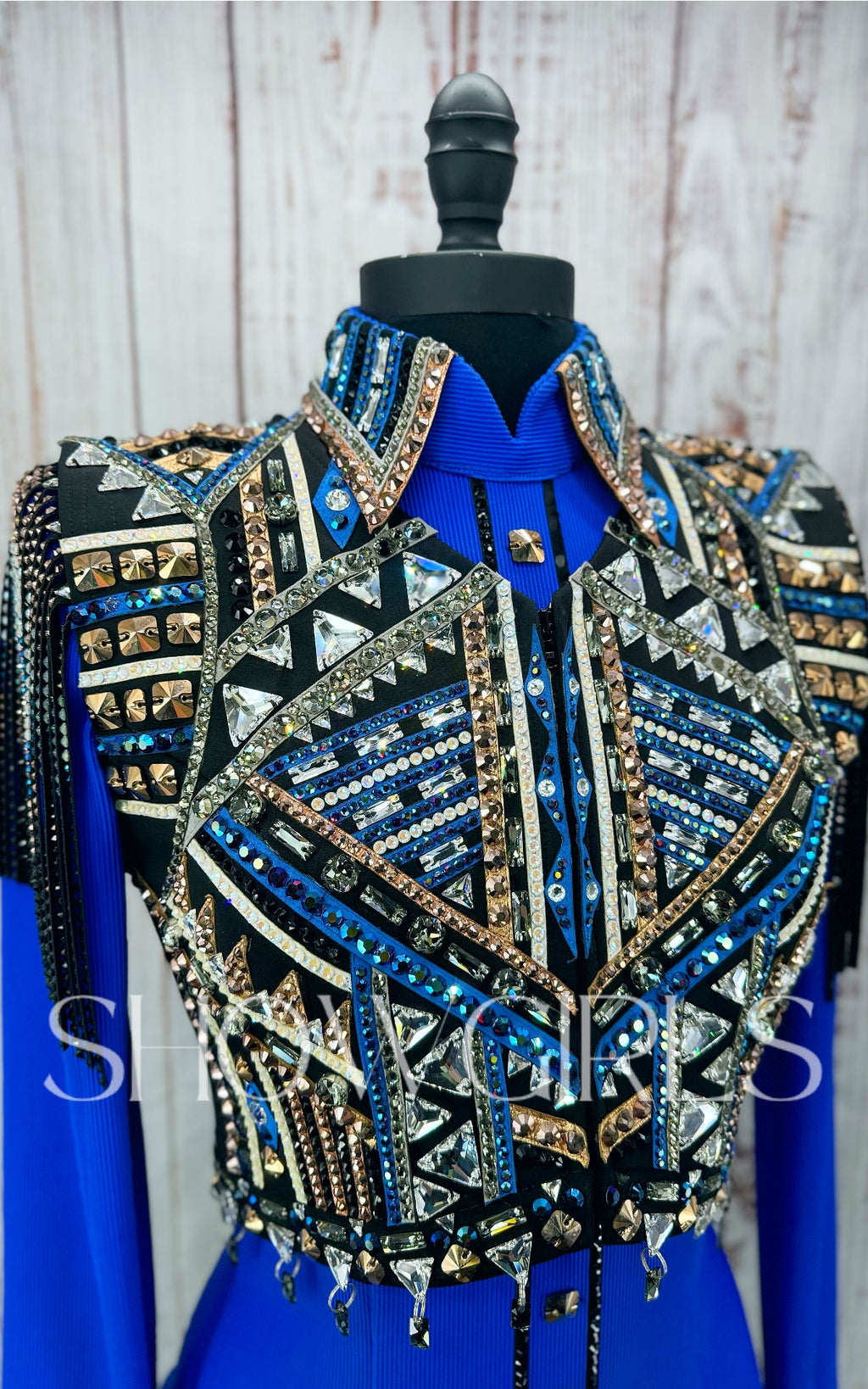 LINDSEY JAMES – Showgirls Apparel